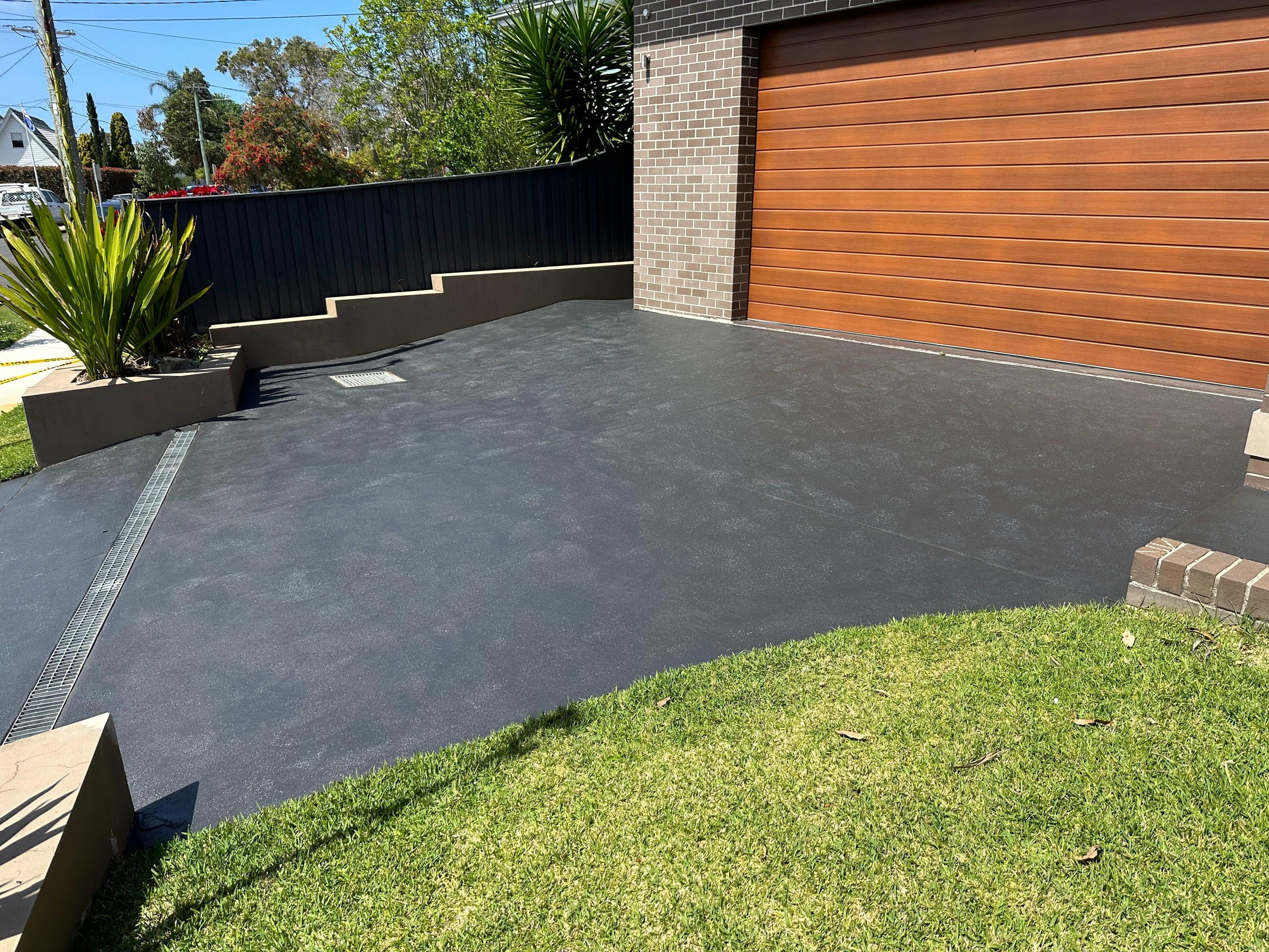 Haymes Paveshield Driveway & Concrete Sealer For New Concrete or Faded ...